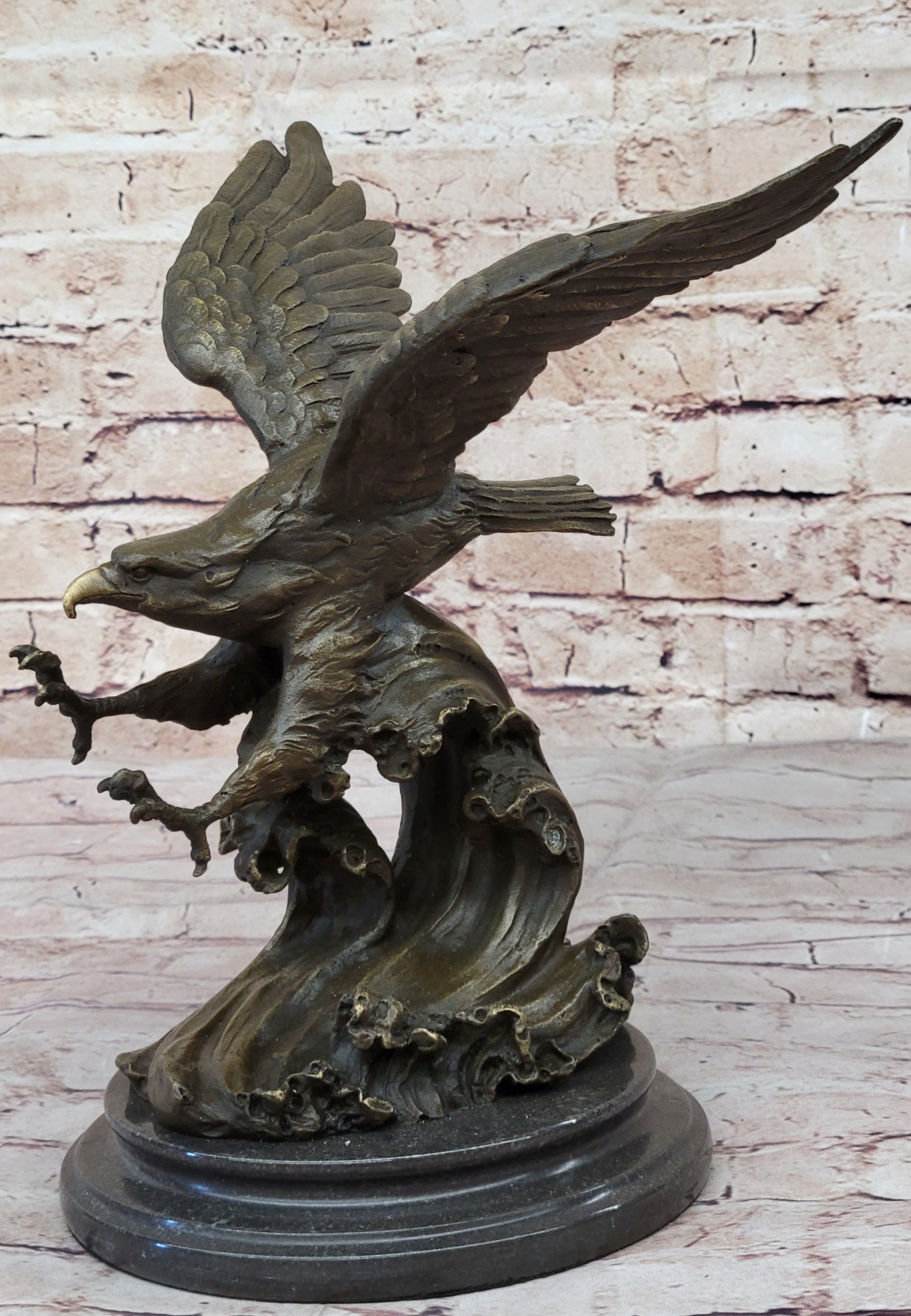 BRONZE Eagle Hawk Falcon Osprey Garden Park Zoo Statue Sculpture Figure ...